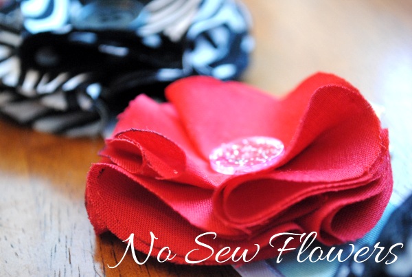 Tutorial: No-Sew Fabric Flowers - Pennywise Cook Tutorial: No-Sew Fabric Flowers - Pennywise Cook